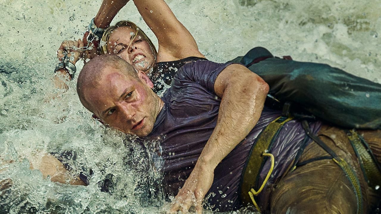 Charlize Theron ve Taron Egerton'ı Karşı Karşıya Getiren "Apex"ten Nefes Kesen İlk Fragman ...