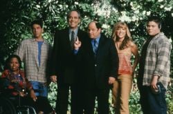 Bob Patterson - Dizi 2001 - Beyazperde.com