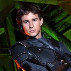 Aaron Stone: Sezon 1 - Beyazperde.com