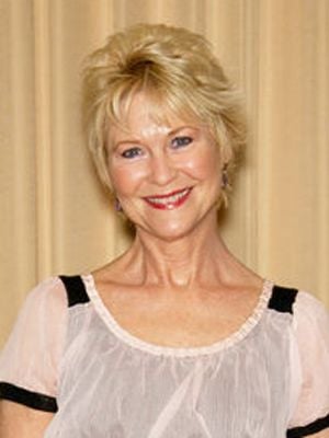 Dee Wallace - Beyazperde.com