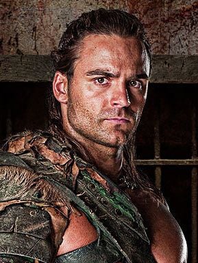 Dustin Clare - Beyazperde.com