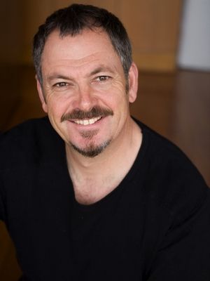 Peter Elliott - Beyazperde.com