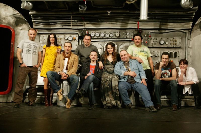 Haneler: Haneler : Fotograf isimlerini içeren 6 fotoğraftan 2 ...