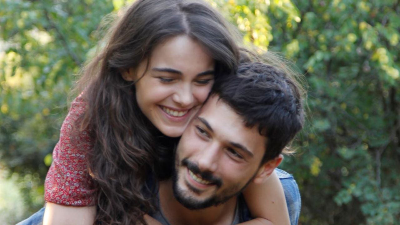 Yeni Yerli Dizi 'Aşk Ağlatır' Geliyor - Beyazperde.com