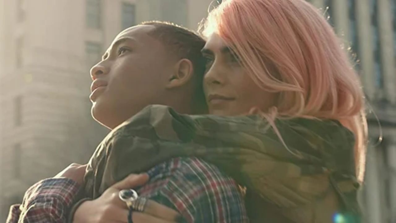 Cara Delevingne ve Jaden Smith'li "Life In A Year"dan Fragman ...