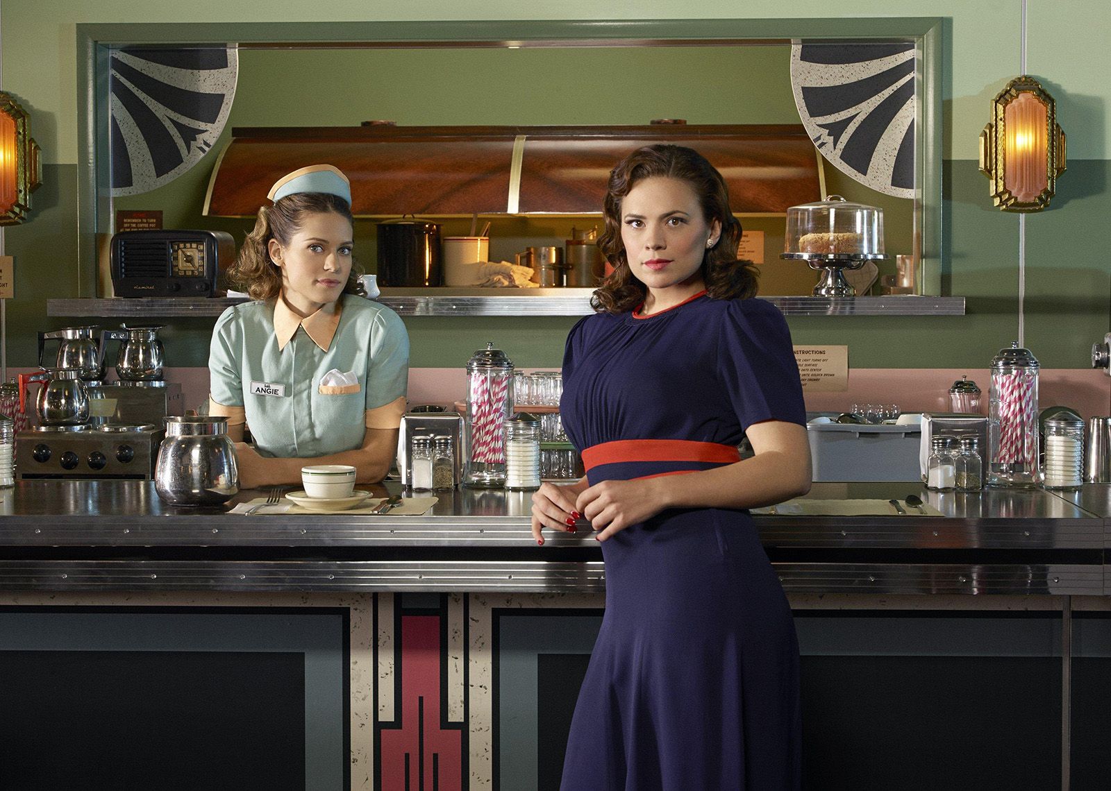 Marvel's Agent Carter: Fotoğraf Lyndsy Fonseca, Hayley Atwell ...