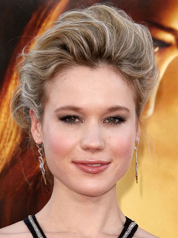 Kristen Hager: filmografi - Beyazperde.com