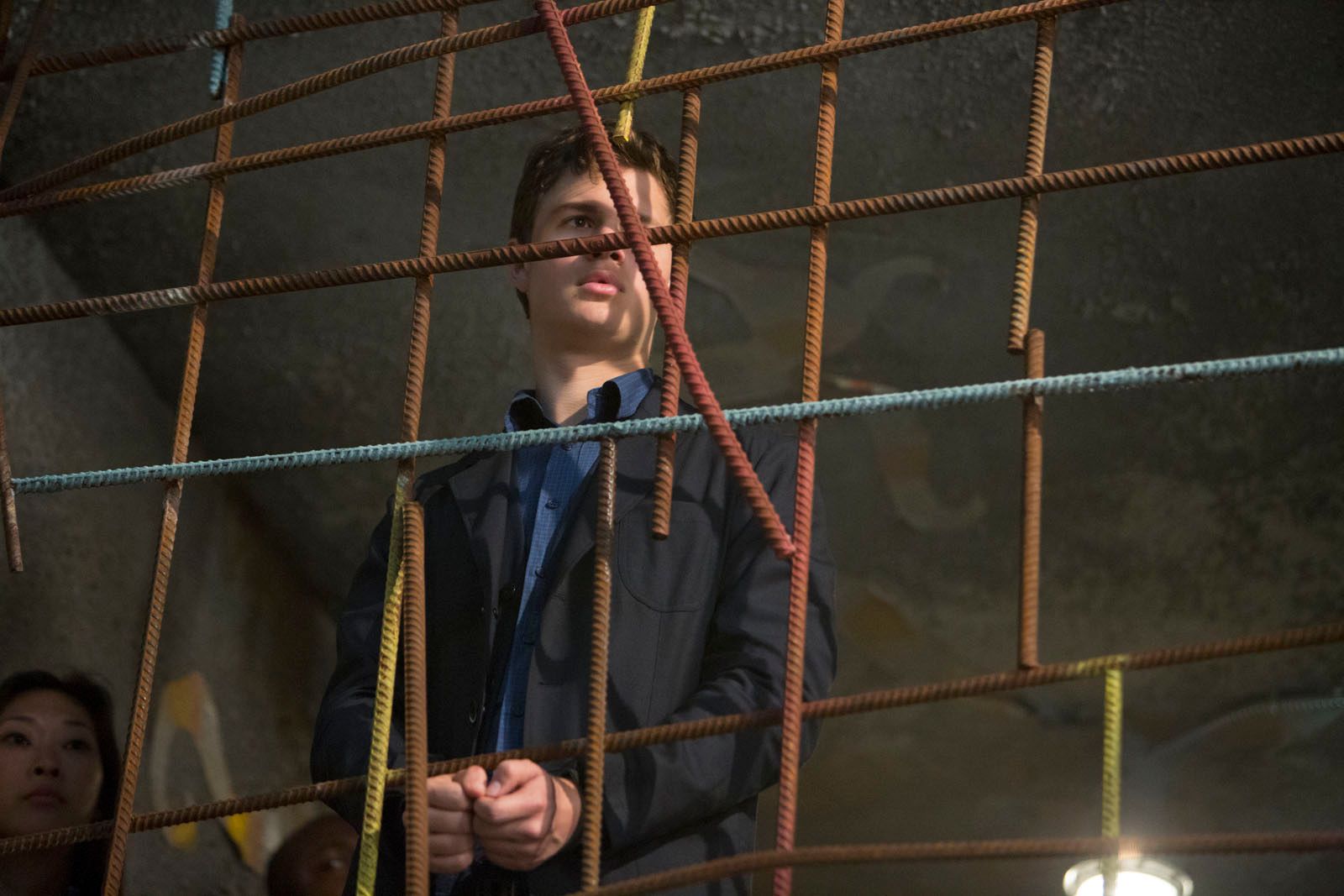 Uyumsuz Serisi: Yandaş Bölüm 1 resimleri - Fotoğraf 4 - Beyazperde.com