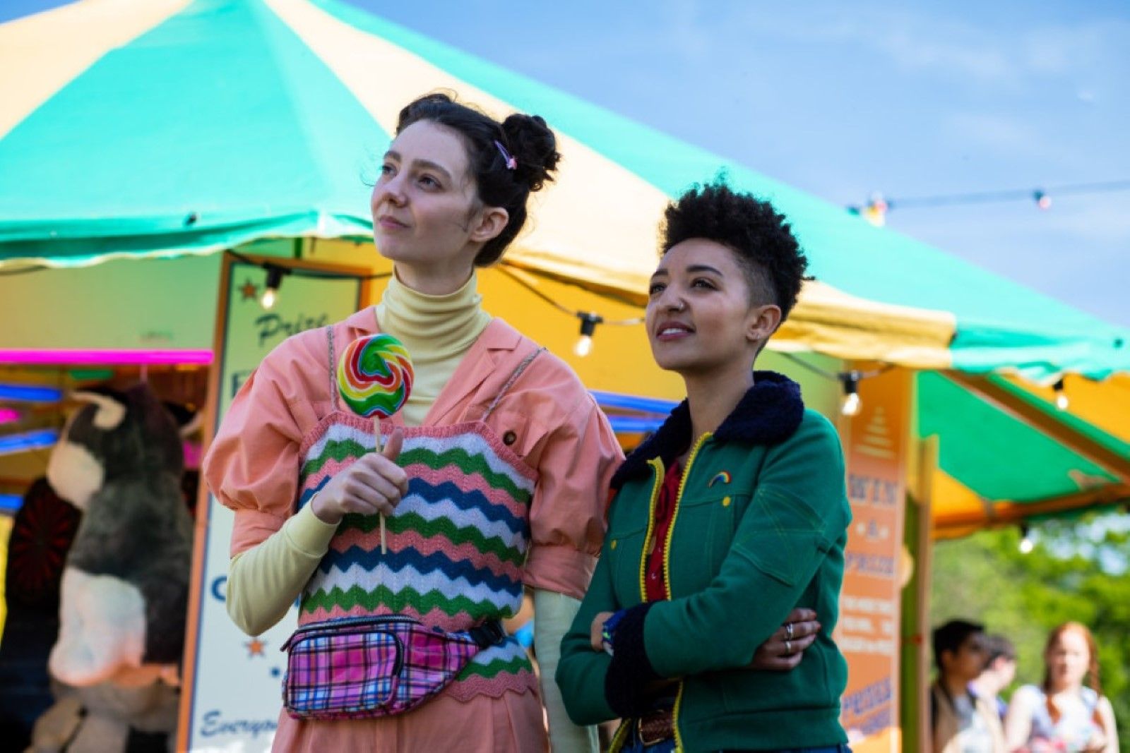 Sex Education: Fotoğraf Tanya Reynolds isimlerini içeren 0 fotoğraftan ...