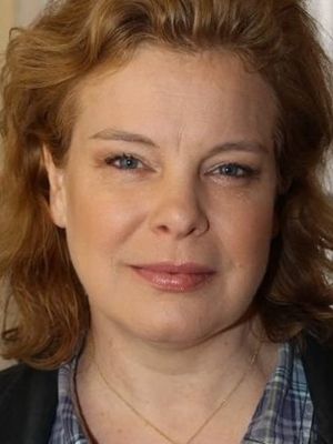 Catherine Curtin - Beyazperde.com
