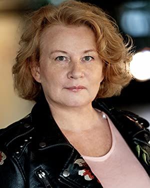 Elizabeth Saunders - Beyazperde.com