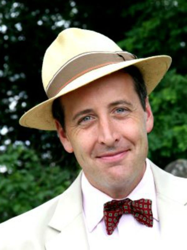 Jonathan Higgins - Beyazperde.com