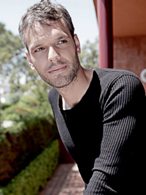 Tony Corvillo - Beyazperde.com