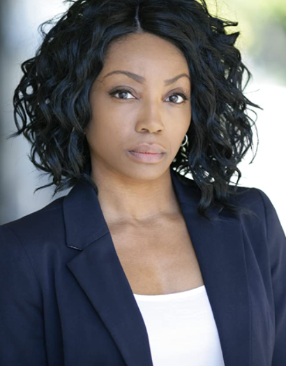 Elle Young - Beyazperde.com